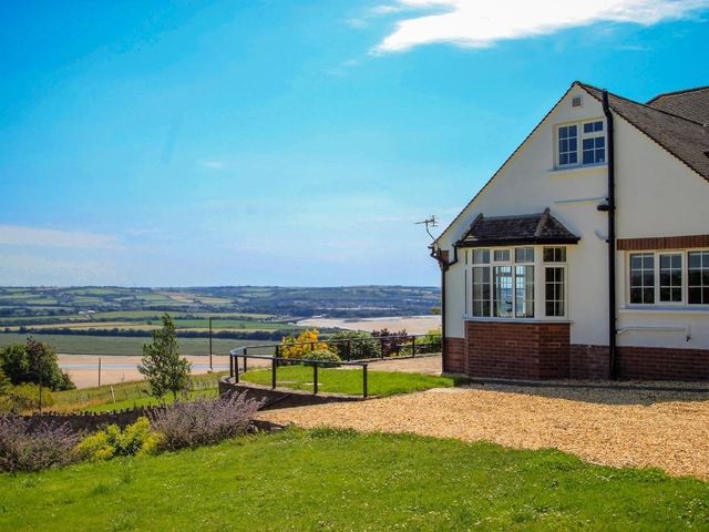 North Devon Holiday Cottages | Self Catering Holiday Rentals | Sykes ...