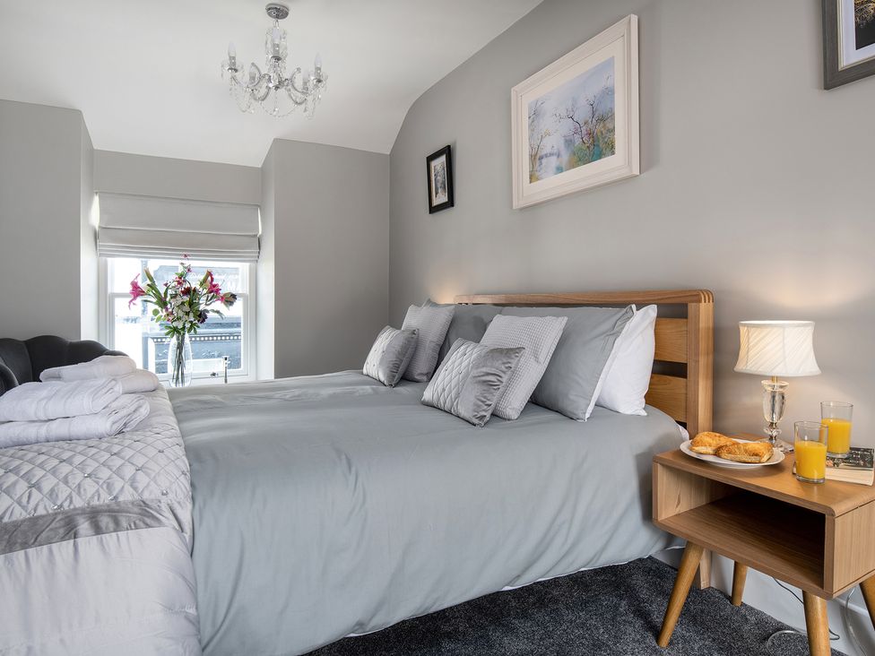 The Old Sweet Shop Conwy Self Catering Holiday Cottage