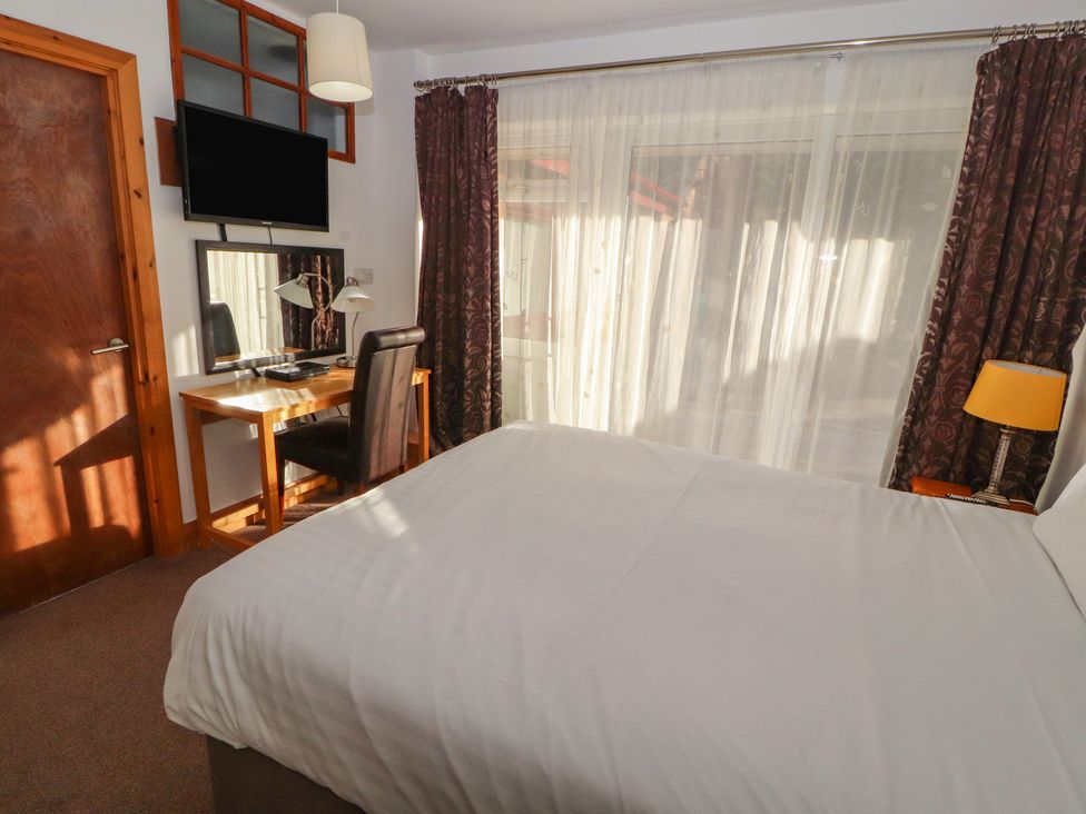 Old School Muncaster House | Holmrook | Branken Wall | The Lake ...